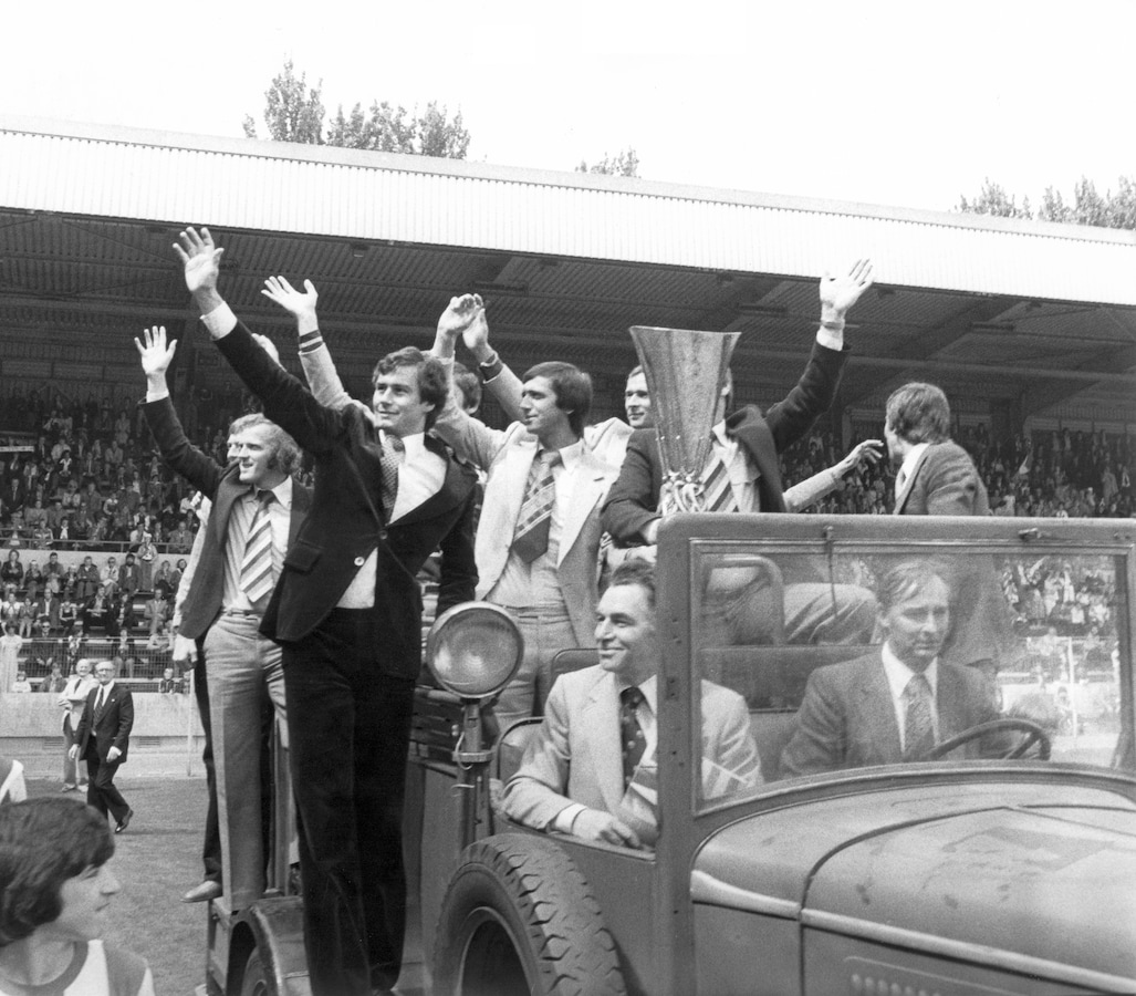 PSV-prominenten Stevens, Willy en René van de Kerkhof over voetballen ...