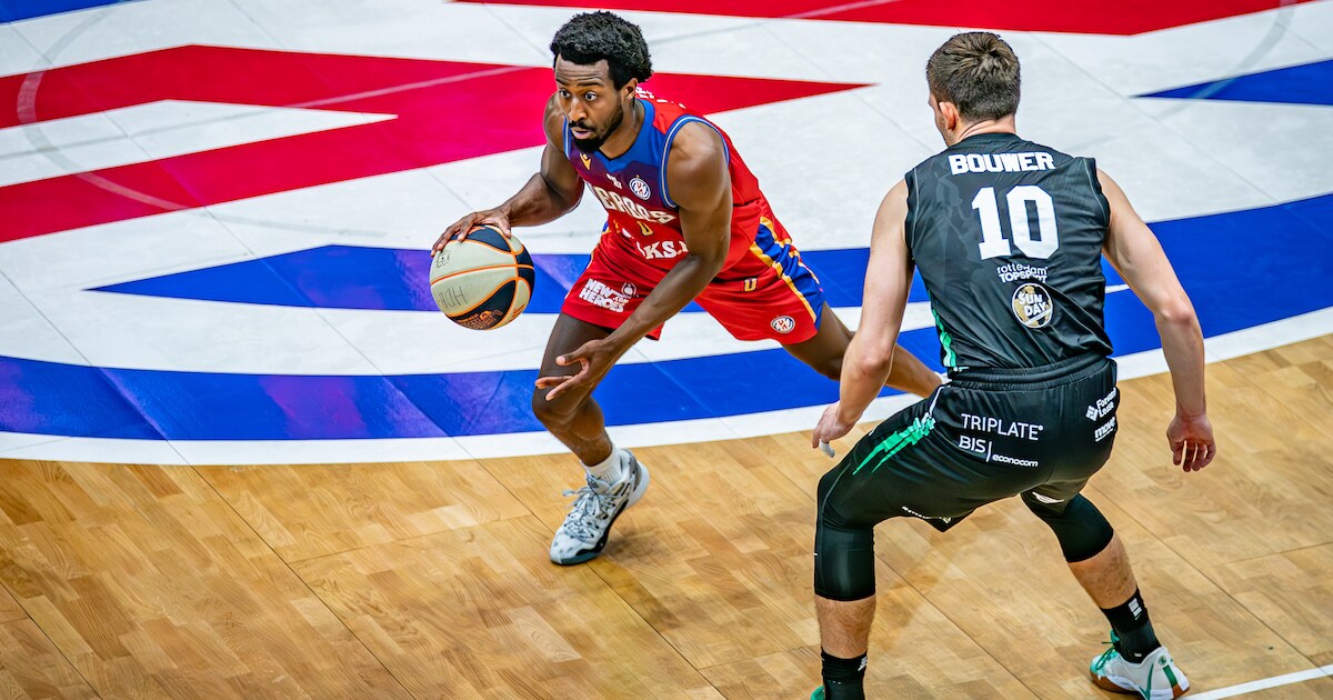 Le’Tre Darthard scoort er op los, maar Heroes verliest van ...