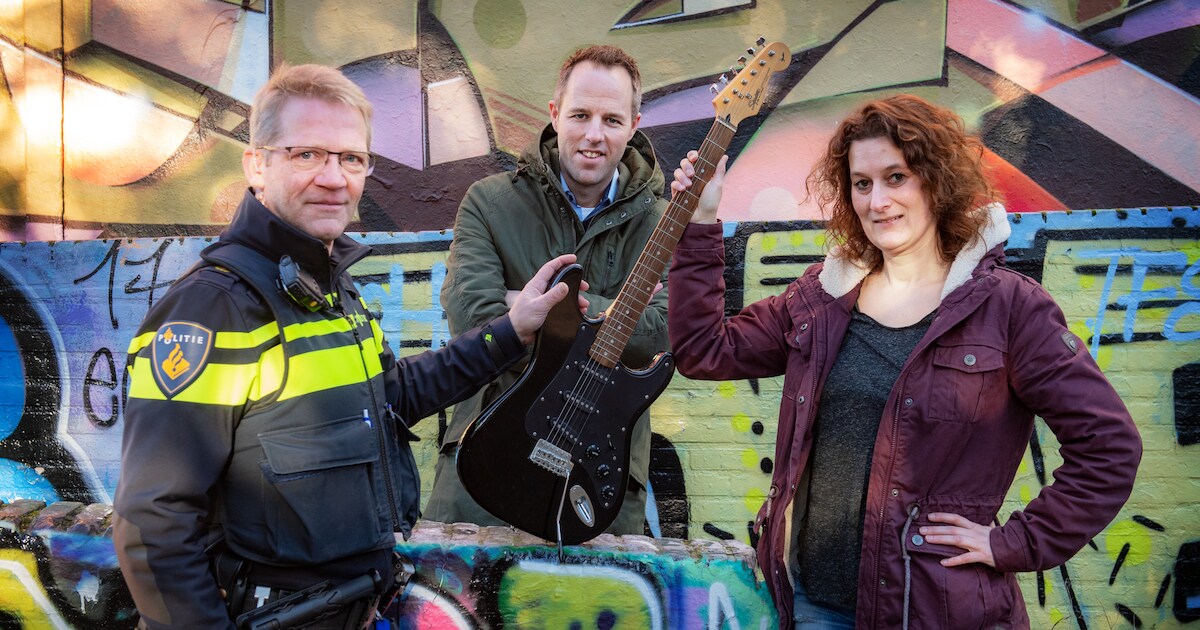 Zilveren Waalbrugspeld voor oprichter van Fieldwork Foundation Nijmegen ...