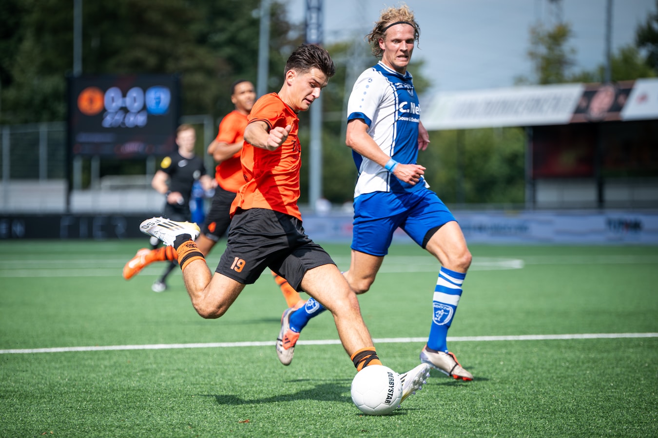 Sparta Nijkerk en topscorer Veenstra wachten bij start nacompetitie op ...