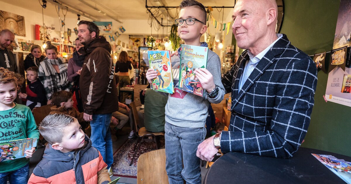 Fred Diks viert 20-jarig jubileum Koen Kampioen met zijn grootste fans ...