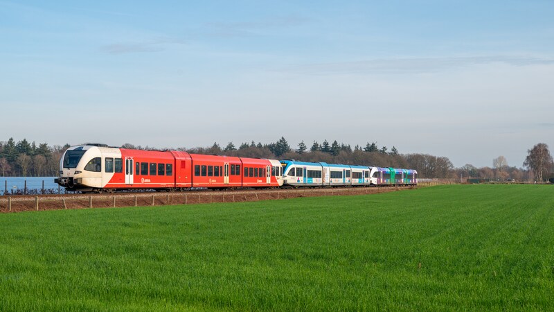 Uniek moment op spoor tussen Arnhem en de Achterhoek. ‘Honderd? Er ...