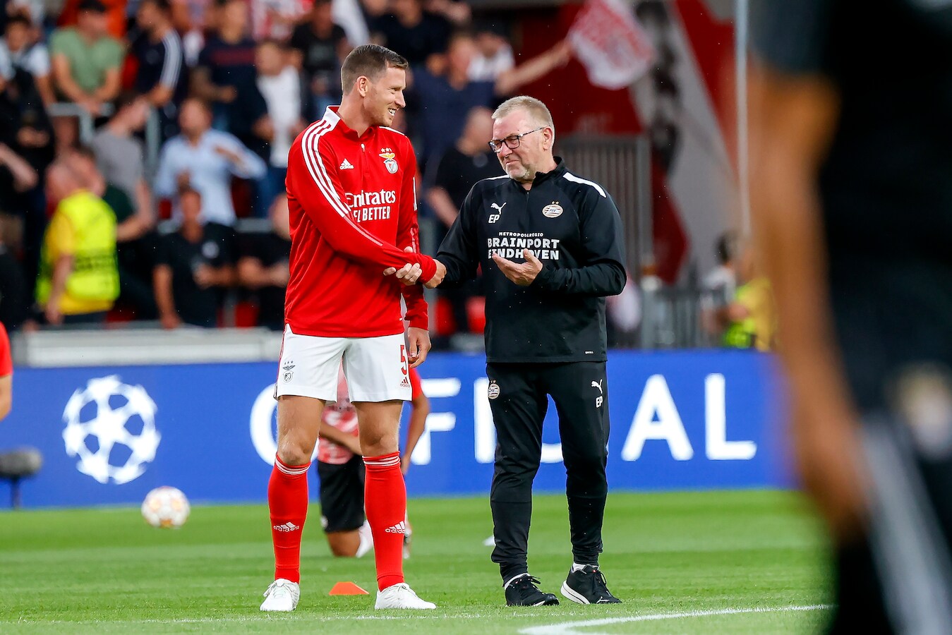 Van jarenlang hard werken in de Belgische mijnen naar PSV-coryfee: dit ...