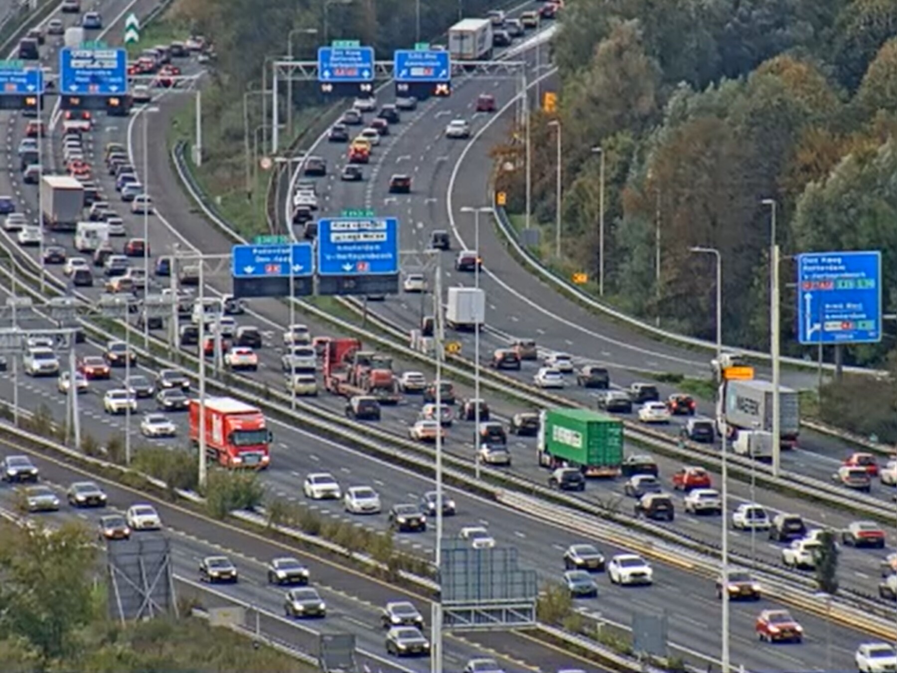 Relatiedrama loopt compleet uit de hand: Mark steekt Jan neer en rijdt ...