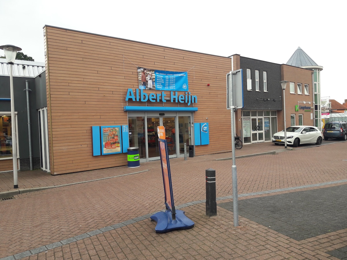Albert Heijn in Zetten wil uitbreiden en pand moderniseren | Foto ...