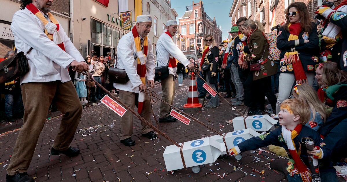 Kijk hier naar de foto’s van de optocht in Oeteldonk | Den Bosch | De ...