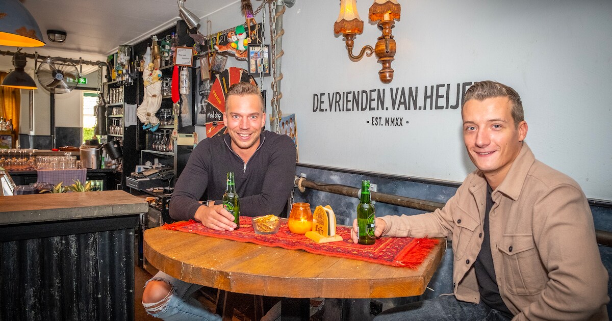 Café dicht? ‘Dan doen we het zelf wel’. Hoe een groep vrienden in ...