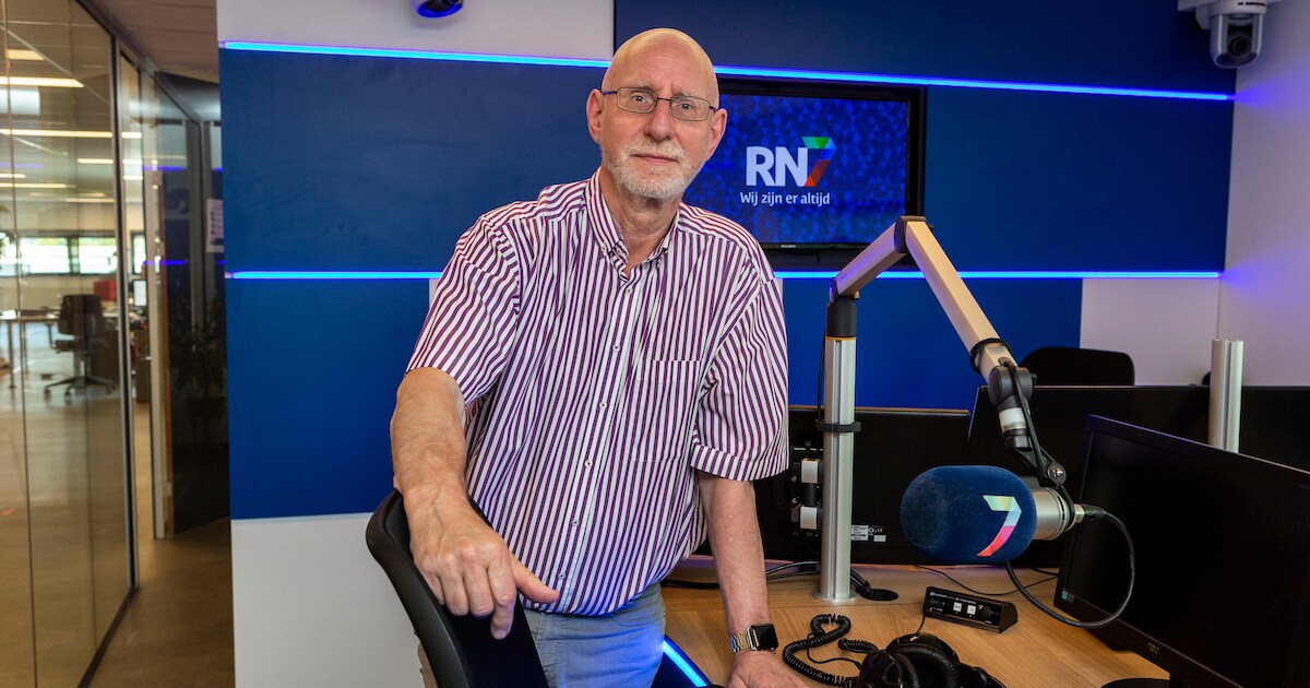 John staat een leven lang achter de draaitafel, behalve toen Dolly aan ...