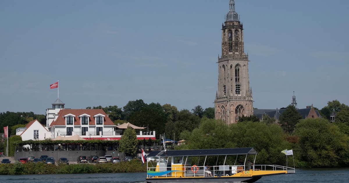 Minder wandelaars en fietsers pakten de kleine pontjes, vooral Waal is ...