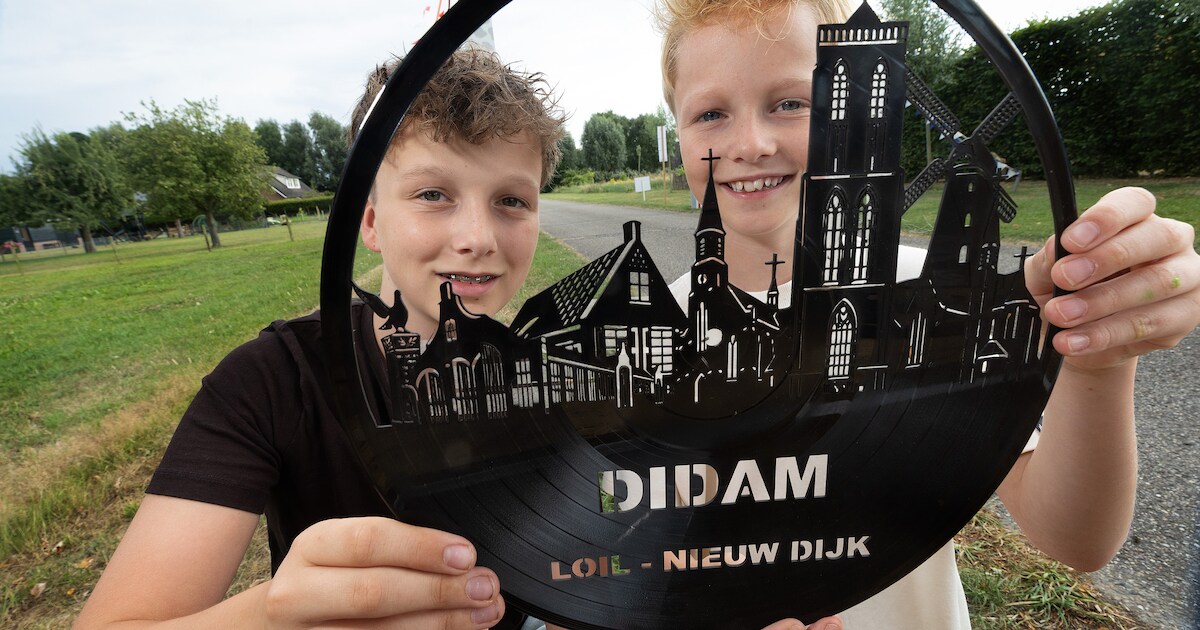 Tijn (14) en Sef (10) maken prachtige kunstwerkjes en verdienen zo leuk ...