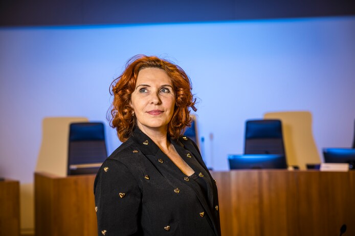 ‘Mijn dochter zegt soms dat ik secretaresse ben. Want als ze vertelt ...