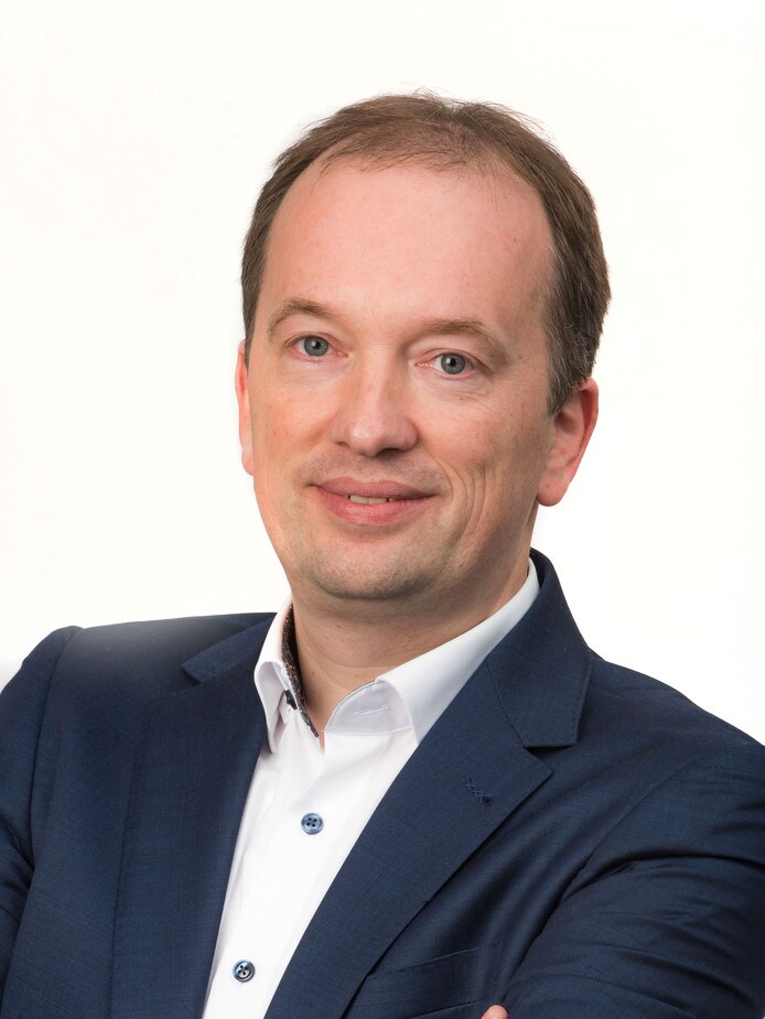 Neder-Betuwe: plannen uitstellen en bezuinigen om financieel gezond te ...