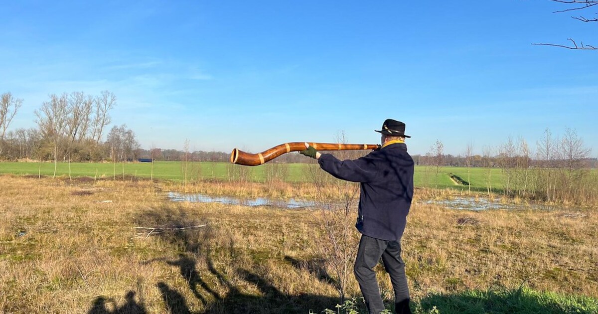 Midwinterhoornblazers brengen sfeer bij huis Zypendaal | Arnhem | De ...