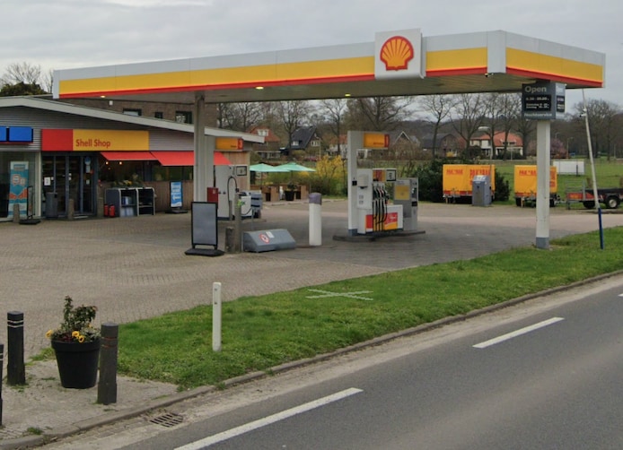 Foutje met vullen op goed moment hersteld: tankstation in Vorden werkt ...