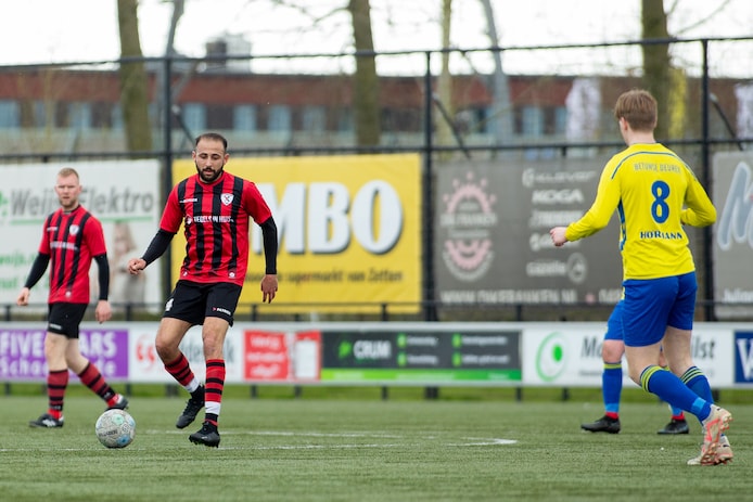 Eindelijk speelt de Man van Glas weer eens 90 minuten bij Excelsior Zetten: ‘Als Ali iets doet ...