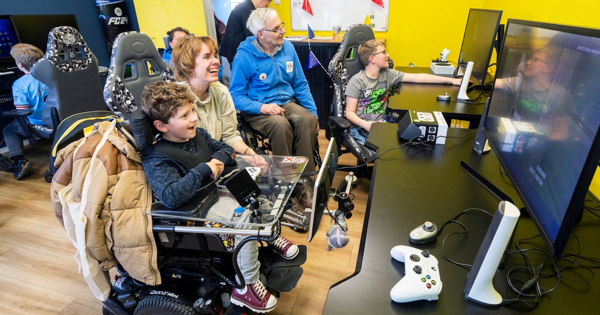 Casper (8) had nog nooit een vriend, tot de Bio Game Club kwam: ‘Nu hij ...