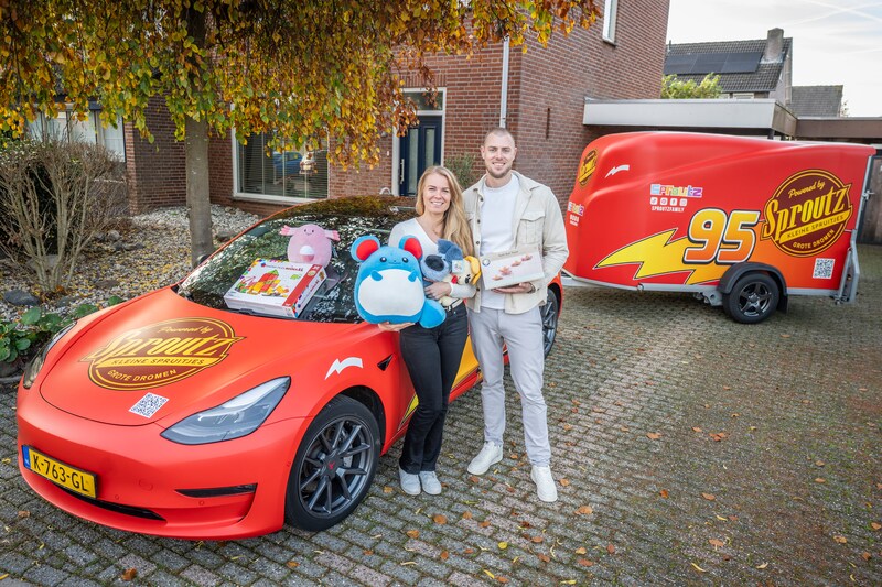 Kleine spruitjes blij maken met cadeautje: ‘Ik was vroeger al druk met ...