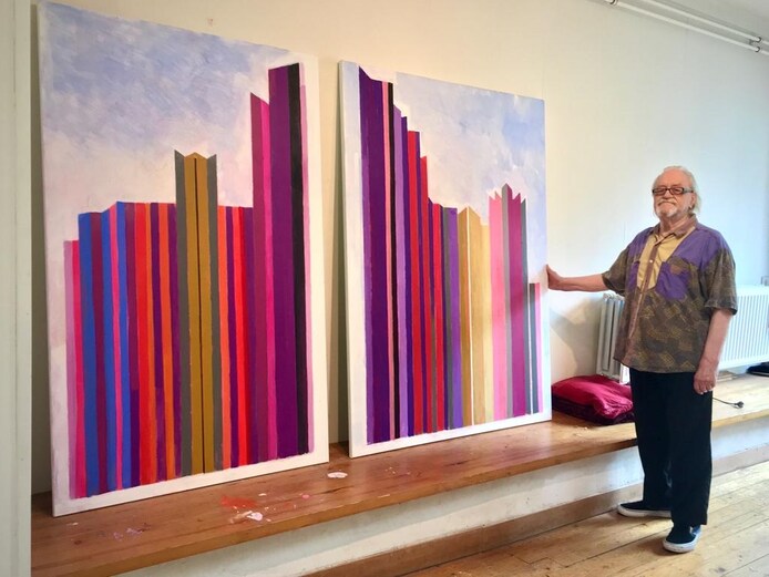 Schilderijen van Frenken, die ook glas-in-loodramen kerk Vlijmen maakte ...