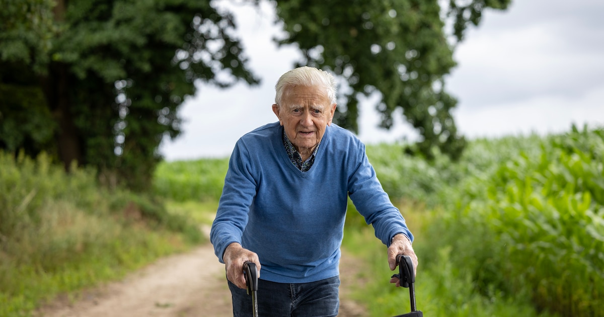 Gerard (105) wandelt nog elke dag: ‘Dit is het grote verschil: de ...