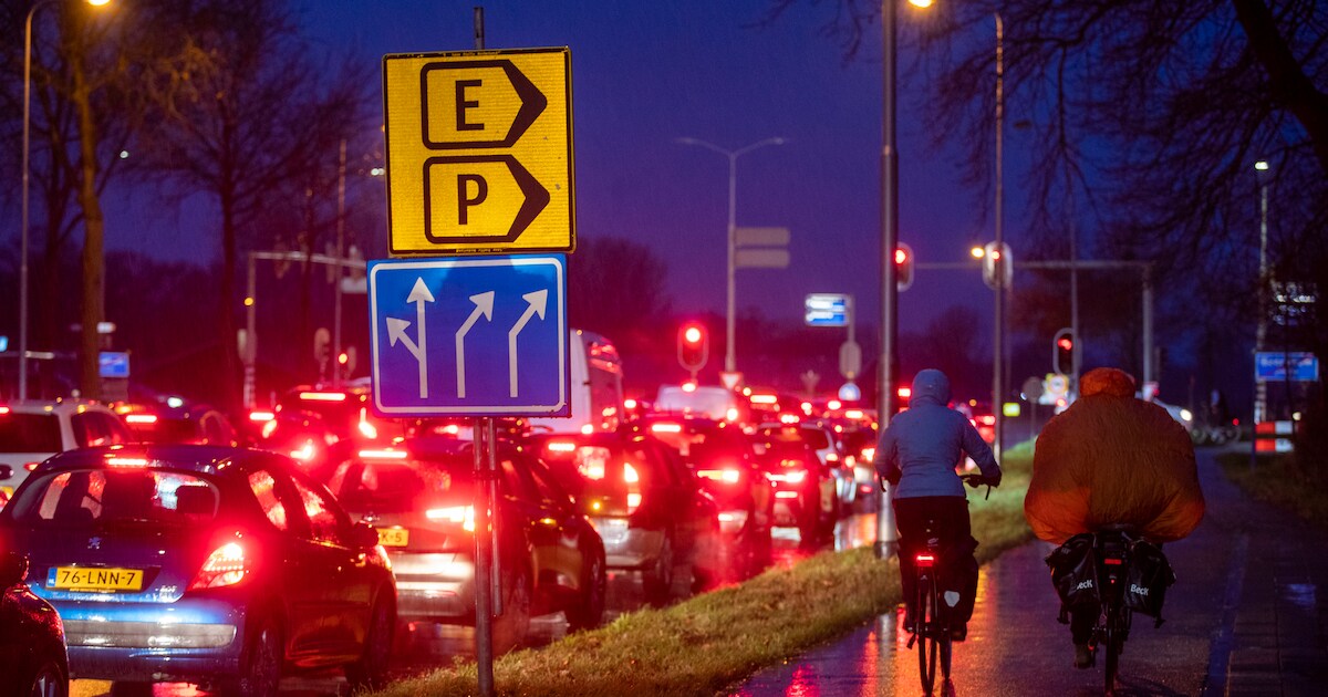 D66 opent meldpunt verkeersoverlast Bennekom door wegafsluiting ...