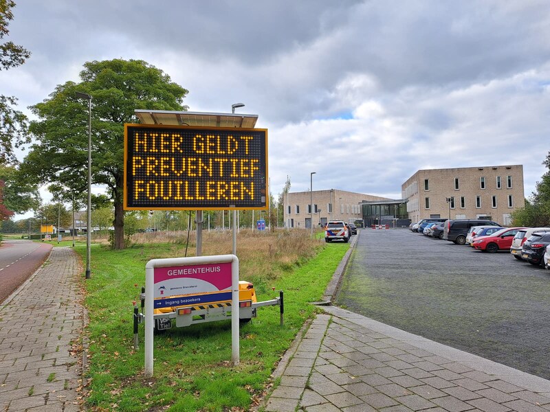 Strenge maatregelen in Achterhoekse gemeente: verstoord debat over azc ...
