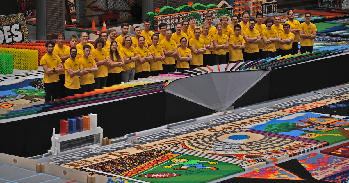 Dutch Domino Team laat miljoen dominostenen vallen in Veenendaal ...