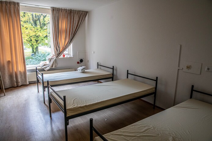 ‘Mag ik al weg?’, vragen de jonge vluchtelingen zonder ouders die ...