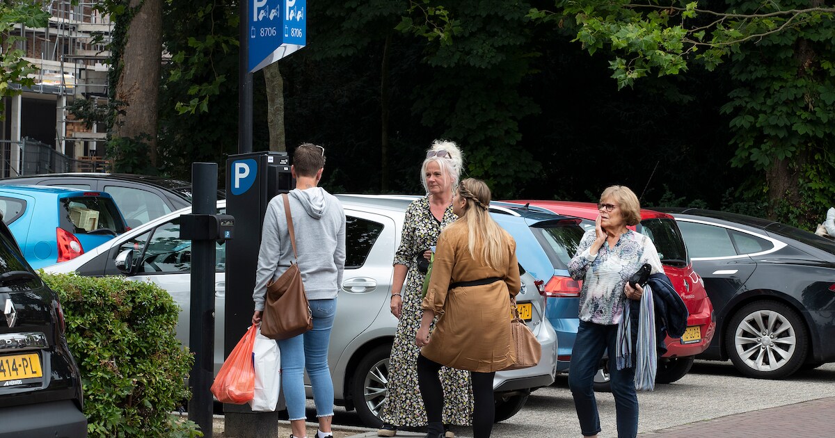 Betalen voor een parkeerplek in Zevenaar? ‘Wat is dit voor een stadse ...