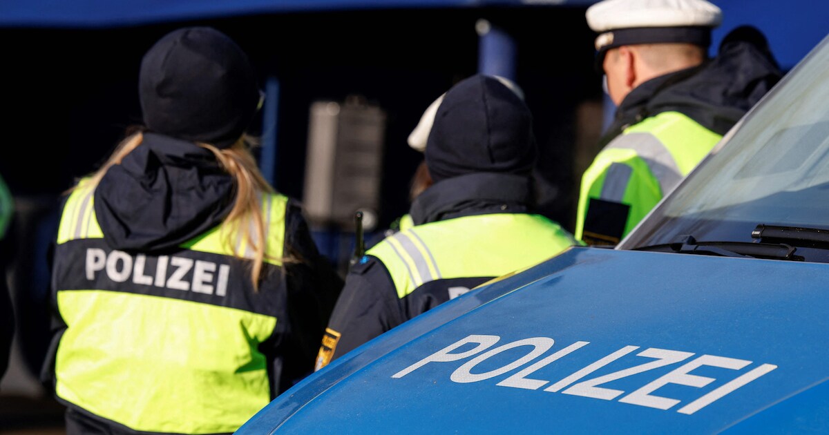 Als Duitsers vrachtwagens controleren over Achterhoekse grens, is het ...