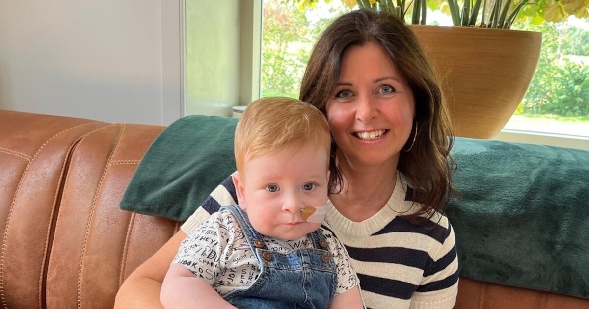 Als Linda leest dat baby uit haar dorp hulp nodig heeft, aarzelt ze ...