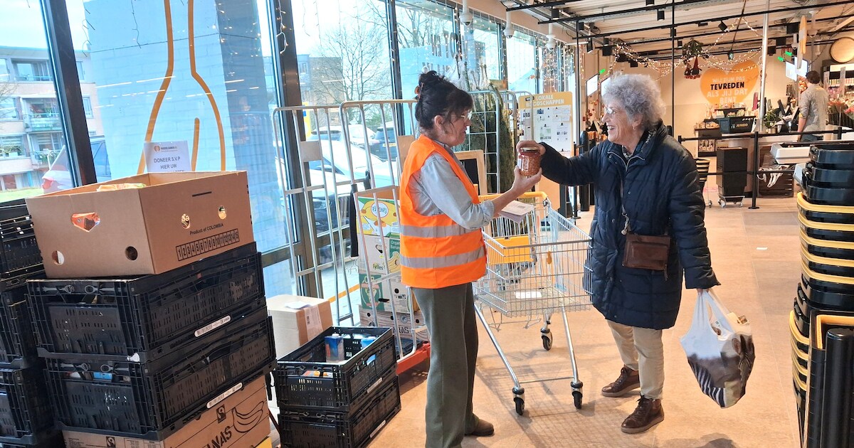 Voedselbank Groesbeek haalt recordaantal producten op | Regio | De ...
