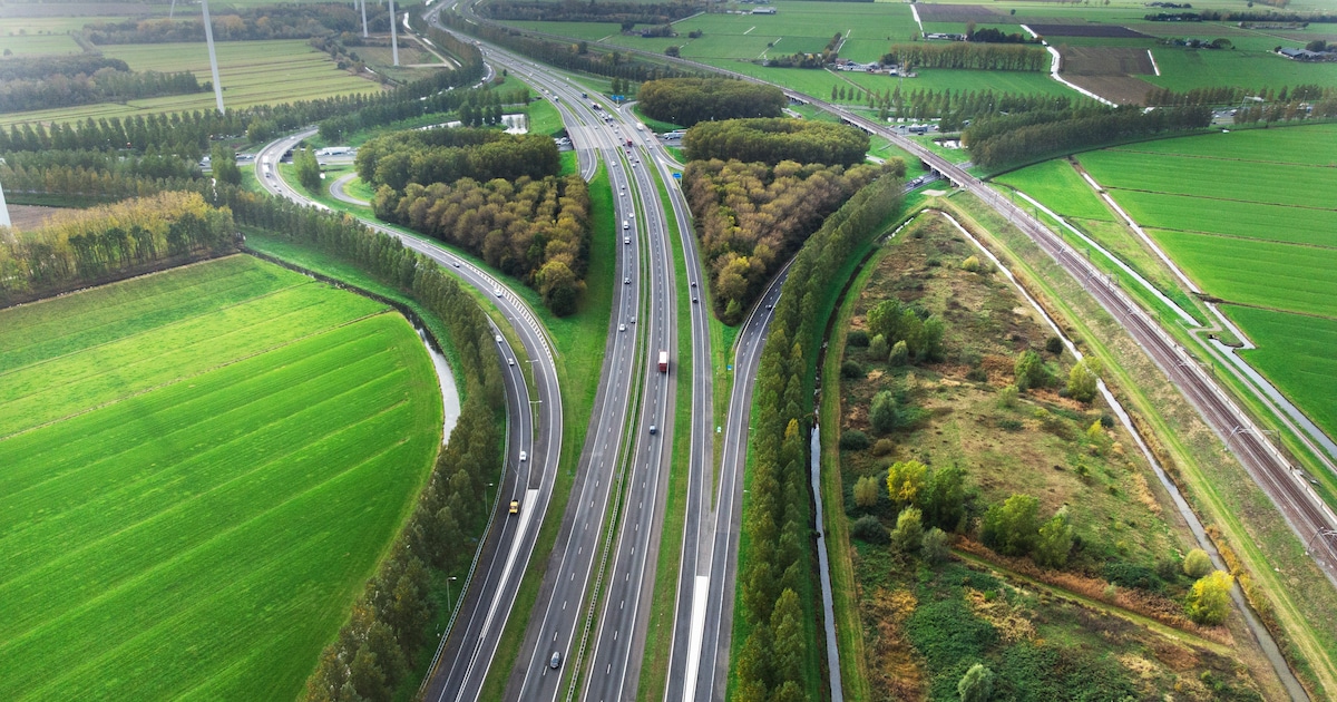 Minder file om A15 bij Knooppunt Deil op te komen door ultralange ...