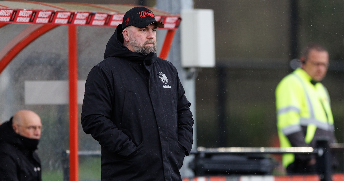 De Treffers-coach Theo Janssen viert contractverlenging met zege in ...