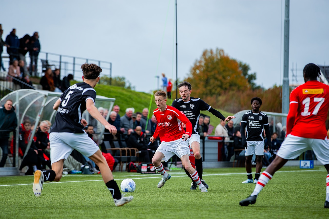 Van jezelf ‘pijn’ doen tot voldoende drinken (niet zuipen): zo kom je ...