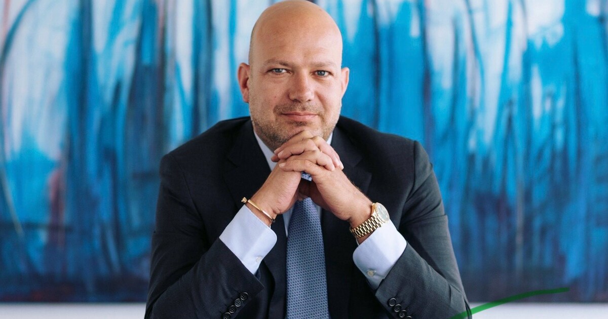 Franke moet geduld hebben bij overname Vitesse: ‘Jongensboek als we dit ...