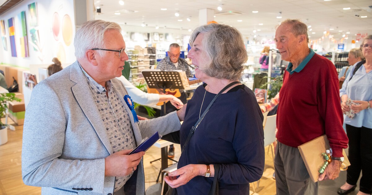 Arie Jansen vertrekt na 43 jaar bij de Hema: ‘De winkel wordt nooit ...