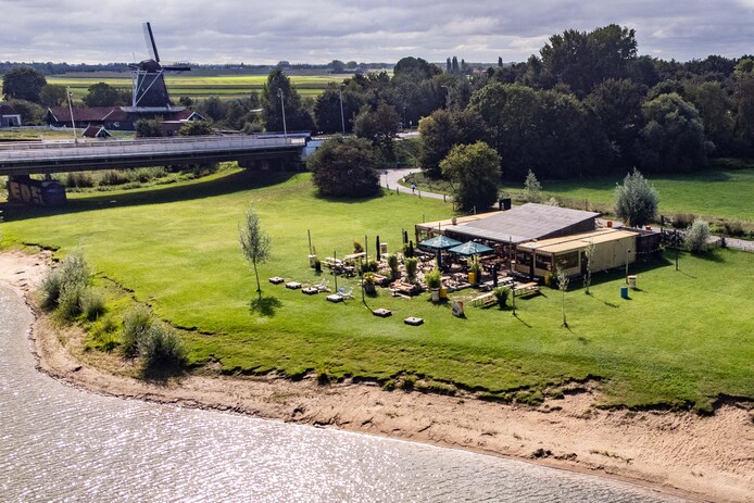 Robin (59) droomde altijd al van eigen horecazaak en was er nu ...