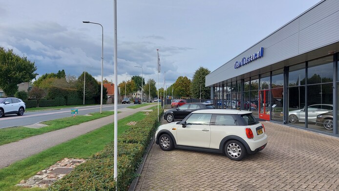 ‘Stads’ bouwen op plek van autobedrijf? Veel nog onzeker rond ...