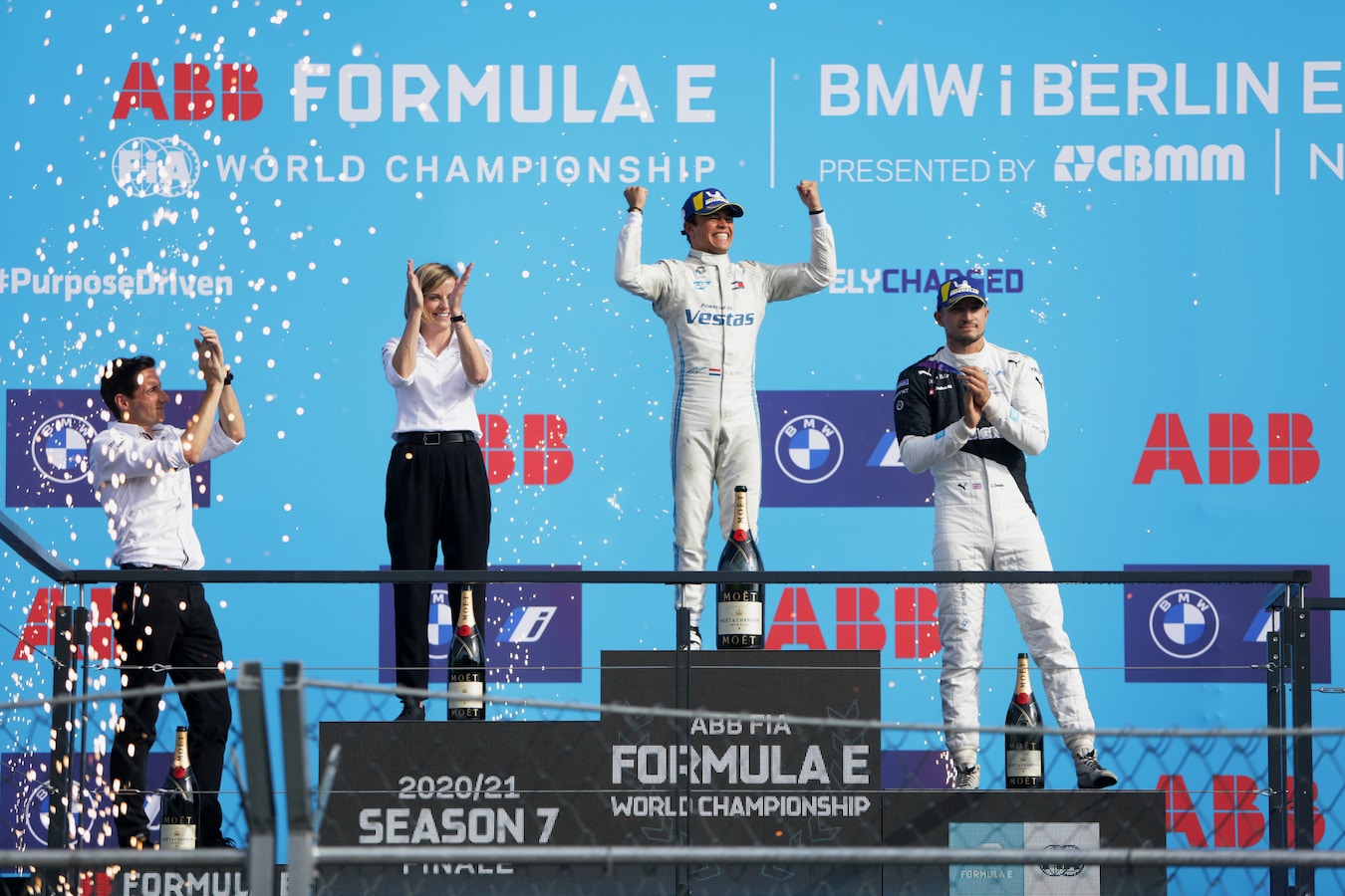 Automerk Maserati gaat in 2023 deelnemen aan Formule E | Foto ...