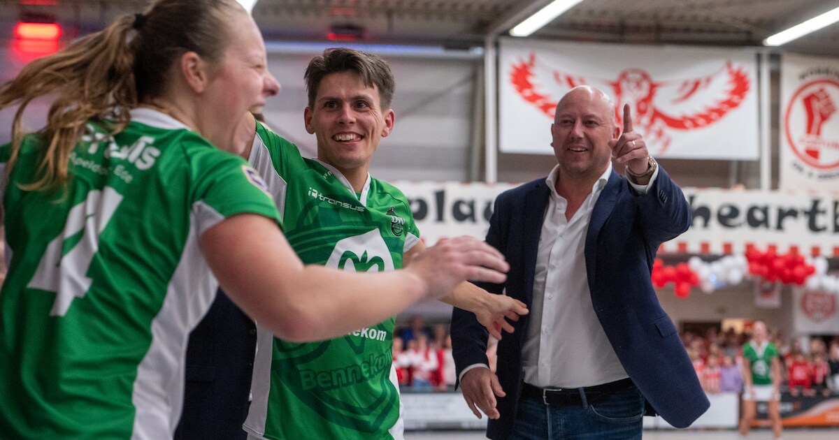 Emotionele Van Vloten ziet op tegen afscheid bij DVO: ‘Mensen in tranen ...