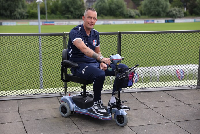 Toen Richard ALS kreeg, gaf zijn buurman een scootmobiel: ‘Eerst dacht ...