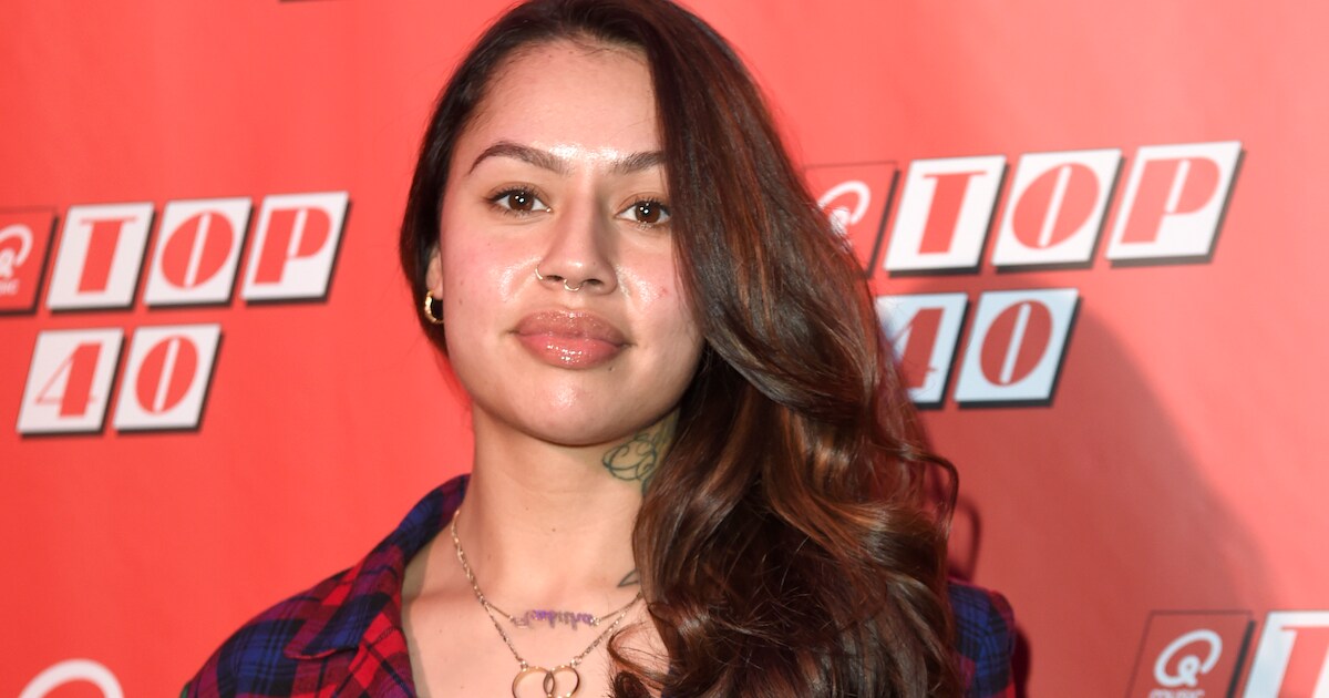 Tabitha viert vakantie met haar billen en Borsato’s op dubbeldate ...