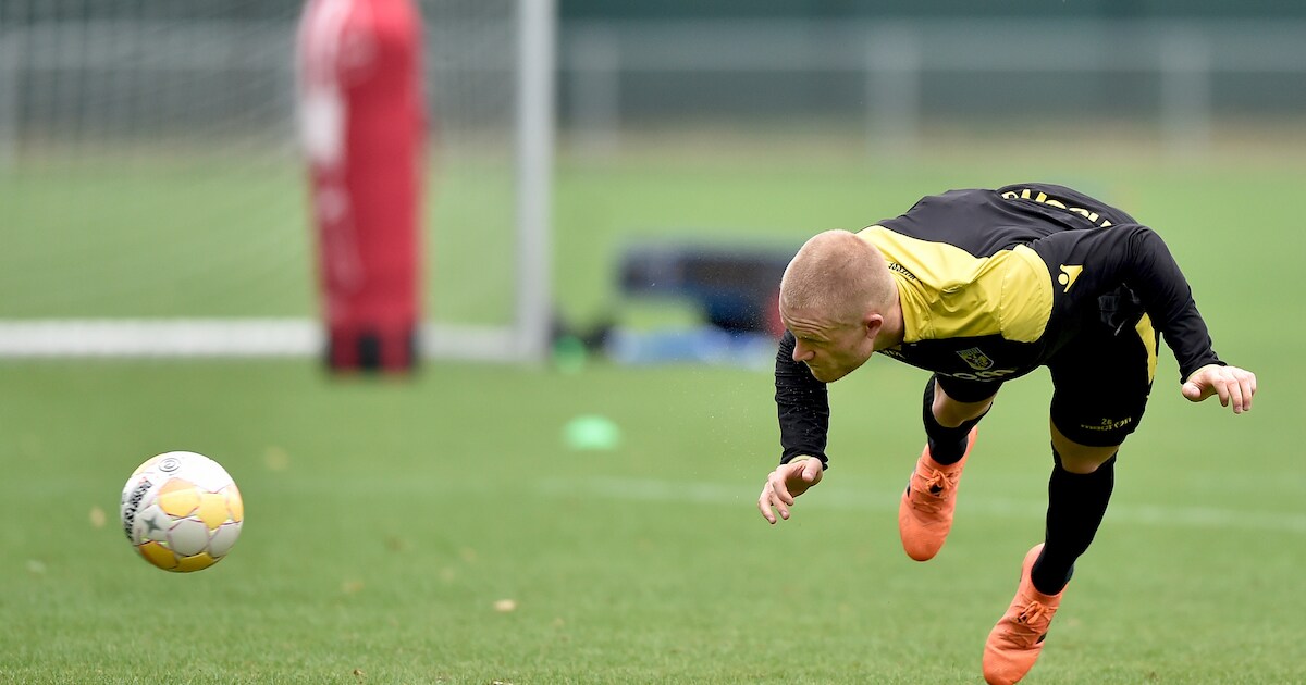Rasmus Thelander op tijd terug aan front bij Vitesse: ‘Ik wil nu ...