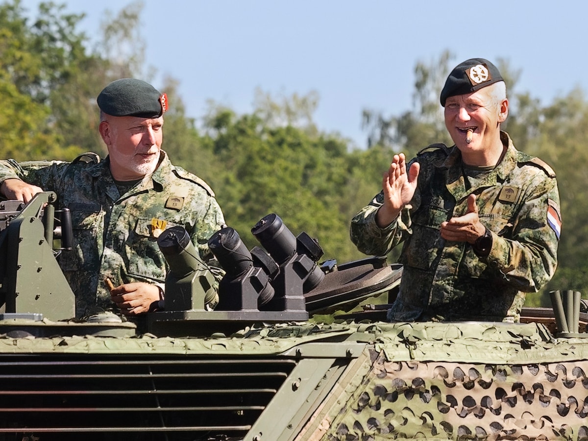 Wisseling van de wacht bij 13 Lichte Brigade in Oirschot: ‘Het is voor ...