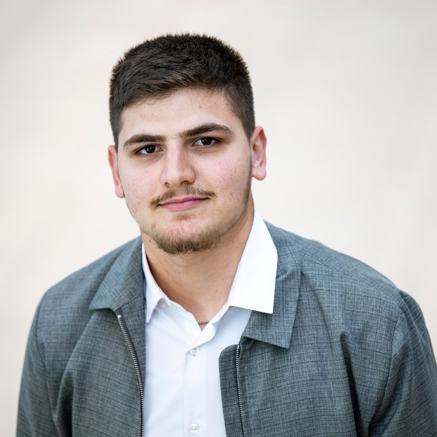 Jan Mustafa mag geen geneeskun­de studeren: ‘Om de toetsvragen goed te ...