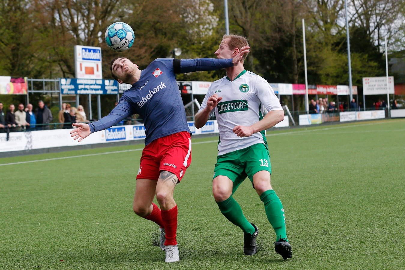 Jorn Wester en Jens van Doorn moeten overleven met FC De Bilt en gaan ...