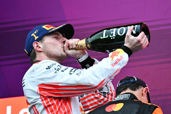 Buitenlandse media lyrisch over 'monster' Max Verstappen: 'Hij vuurt ...