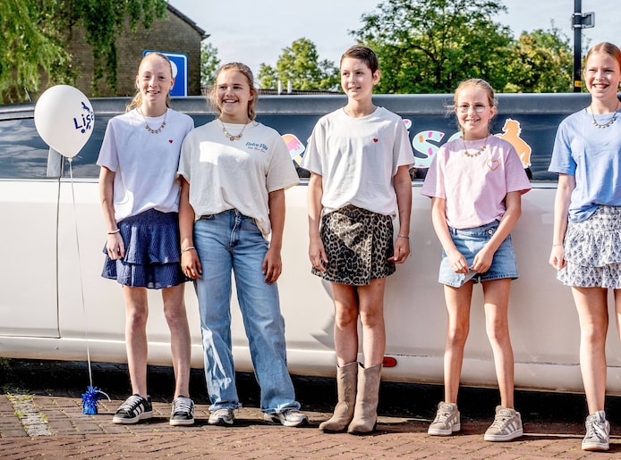 Lise (11) zit na zware maanden met chemokuren nietsvermoedend in de ...