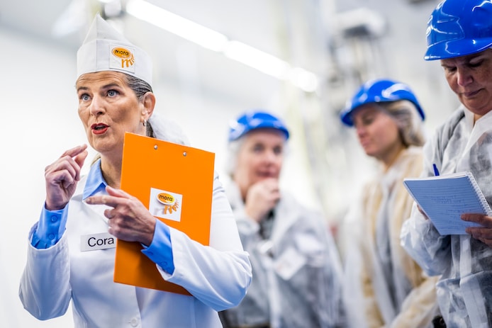 Snackfabriek in Cuijk, bekend van Mora en Van Dobben, gaat dicht ...