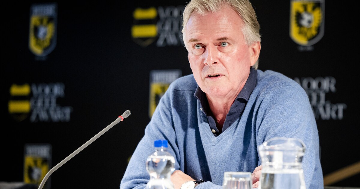 Vitesse stelt grenzen voor boze Coley Parry: ‘Wij bepalen wie er aan ...